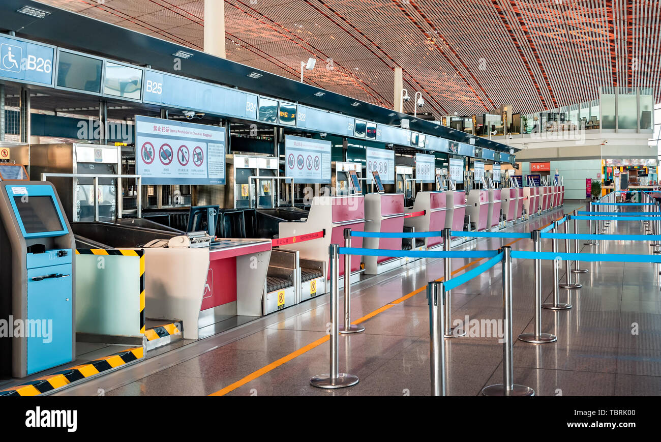 Lines to check in counter hi-res stock photography and images - Alamy
