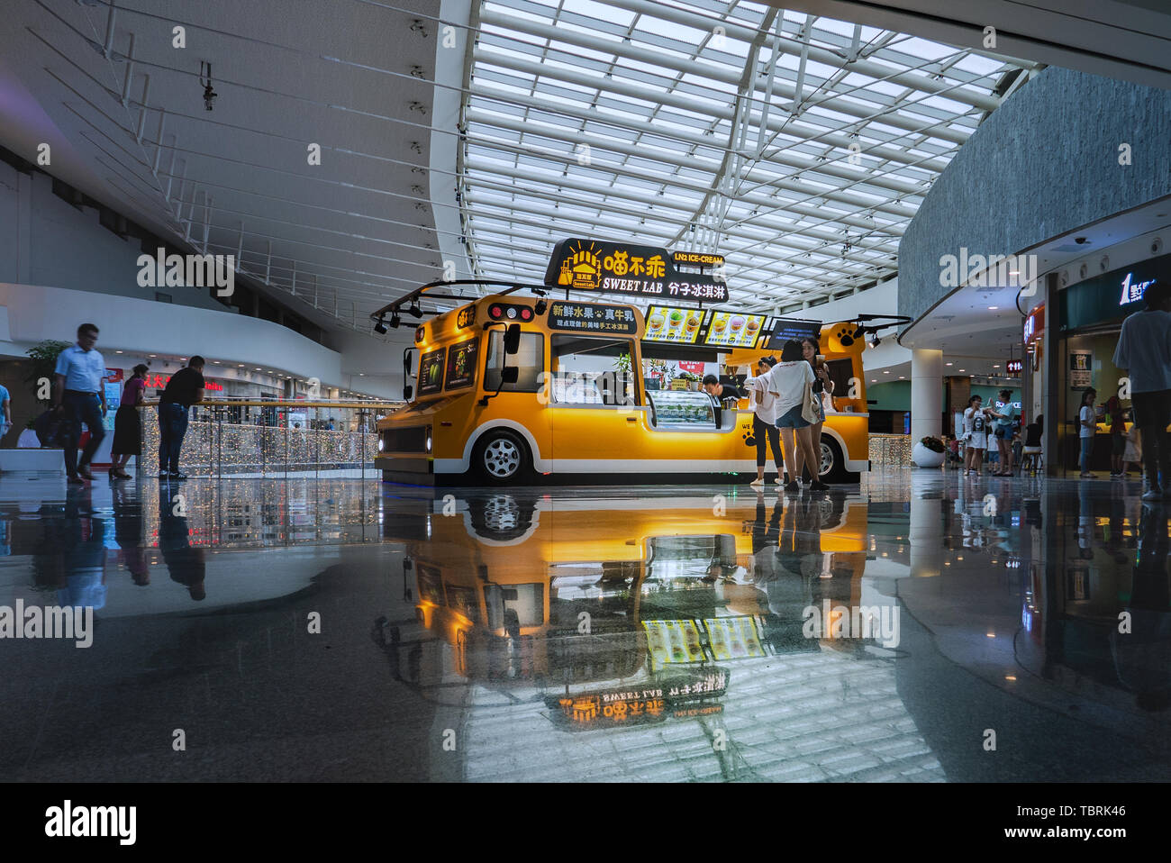 Travel cars and bus stations and subway transportation hi-res stock ...