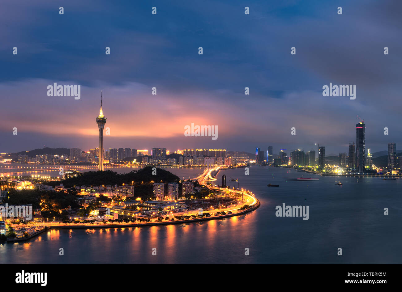 Macau bridges hi-res stock photography and images - Alamy