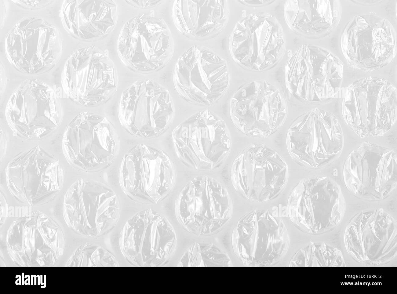 Bubble wrap insulation hi-res stock photography and images - Alamy