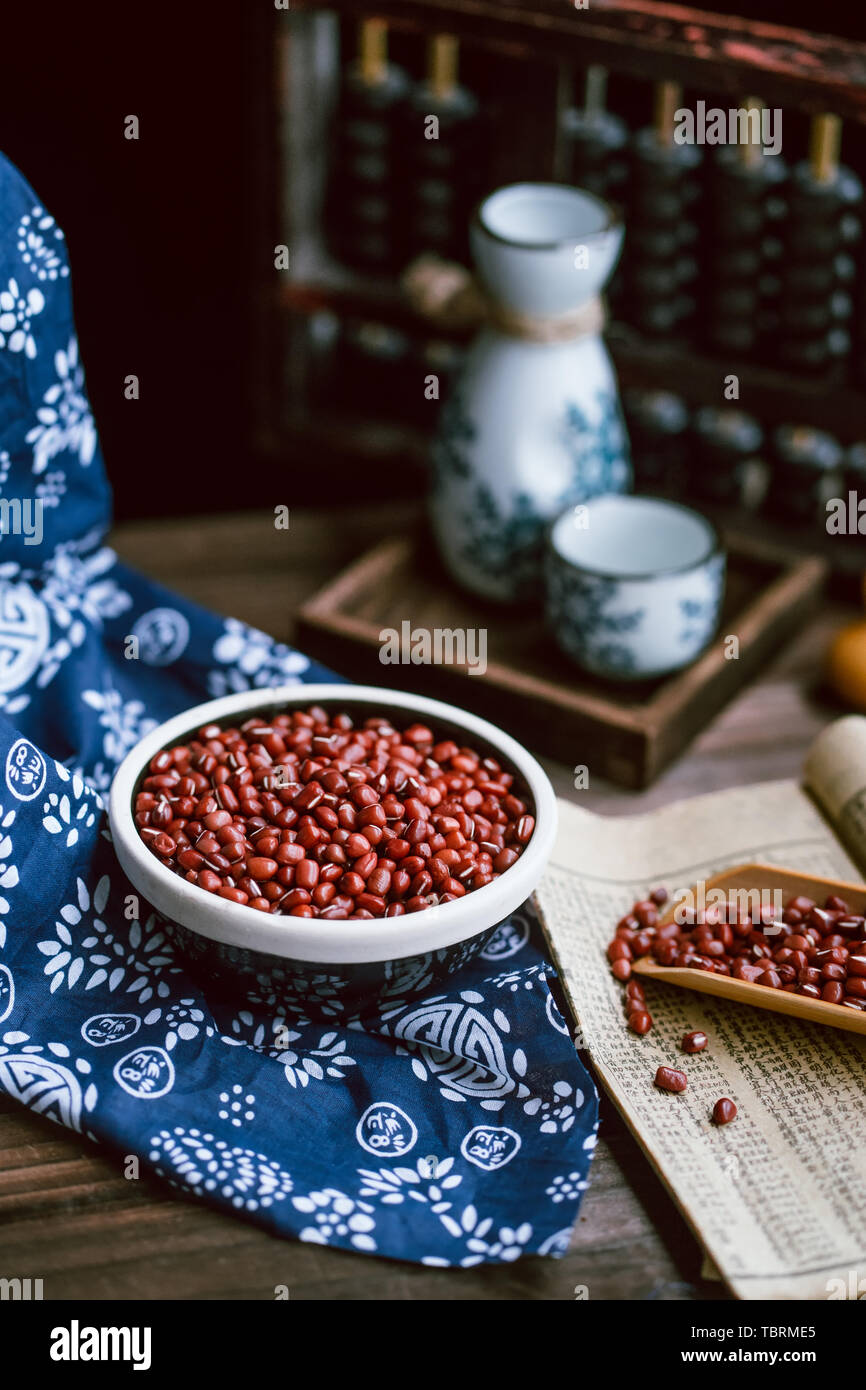 Small soybeans hi-res stock photography and images - Alamy
