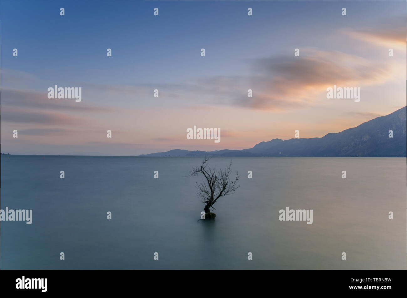Scenery of Dianchi Lake in Kunming Stock Photo - Alamy