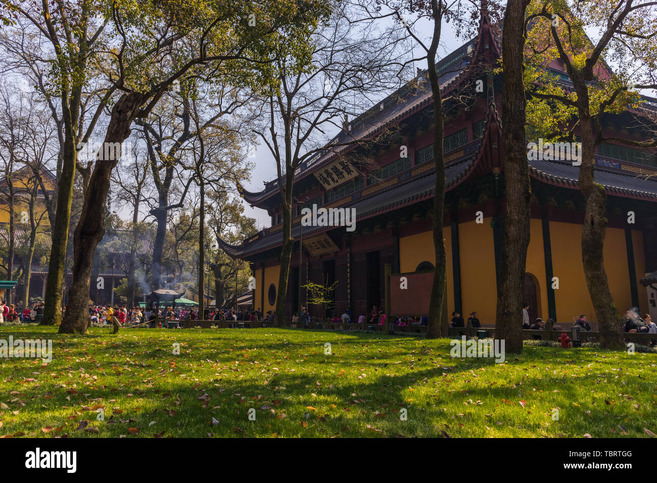 Lingyin temple hi-res stock photography and images - Alamy