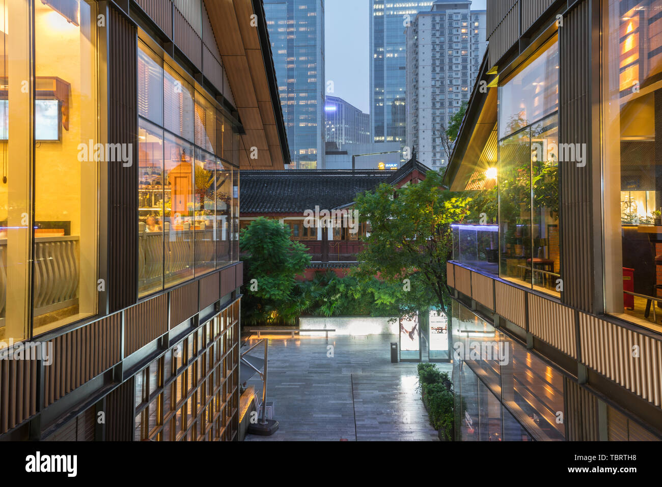 Night view of Taikuri Business District, Chengdu Stock Photo - Alamy