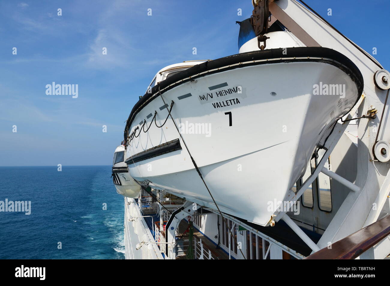 Sailing out to sea Stock Photo - Alamy