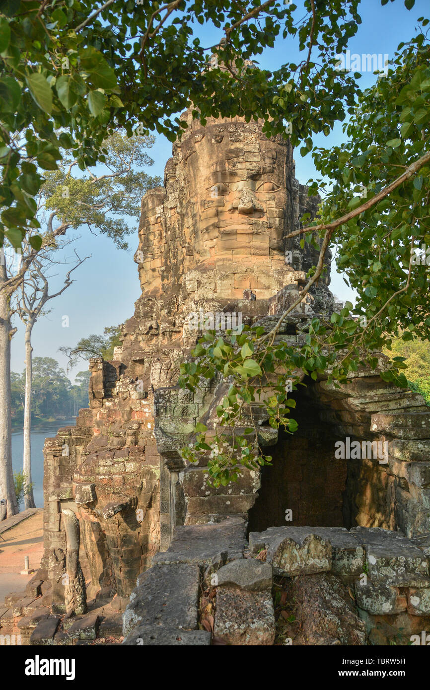 Angkor Wat Angkor's smile Stock Photo - Alamy