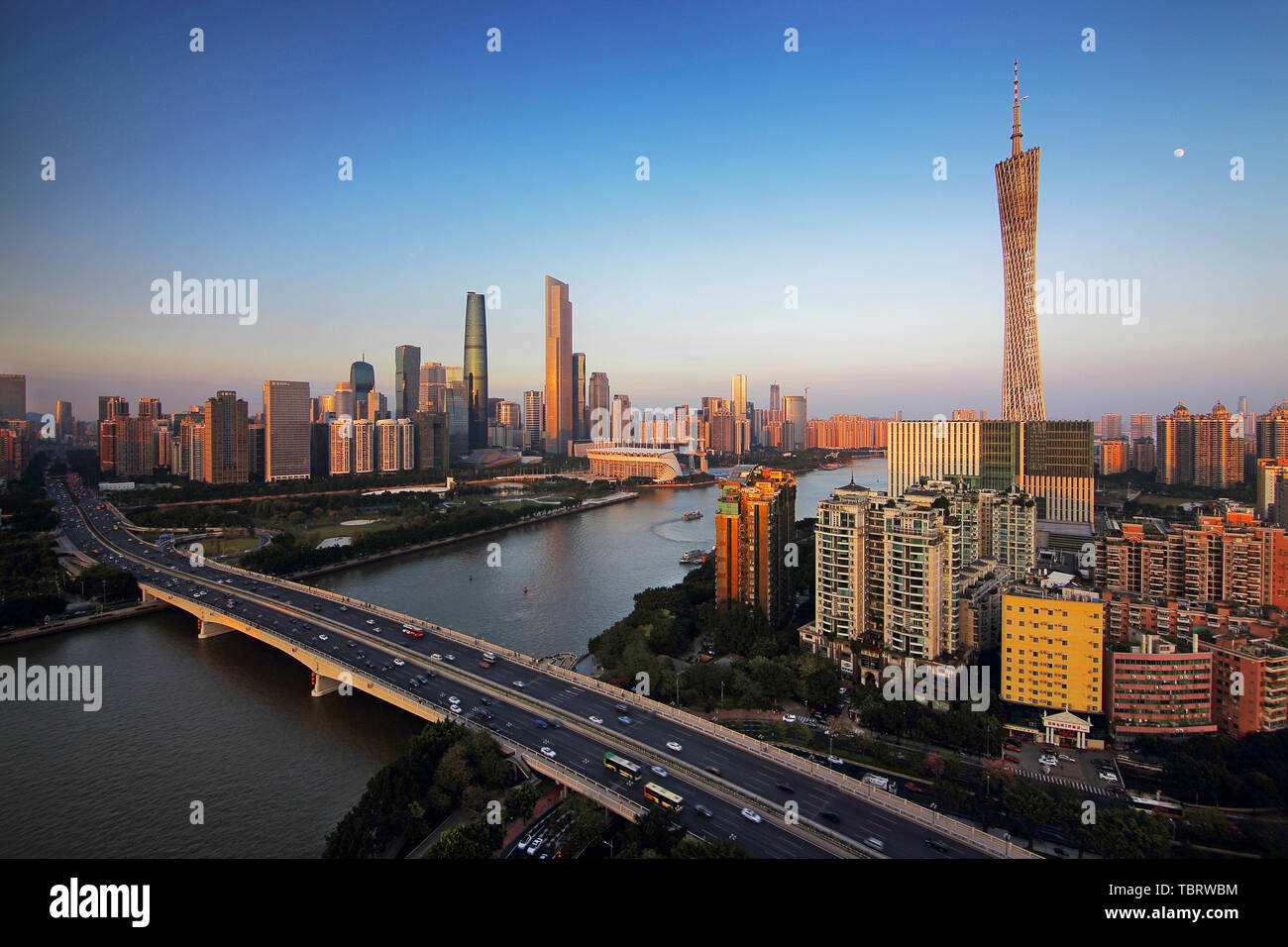 Pearl river new city landmarks hi-res stock photography and images - Alamy