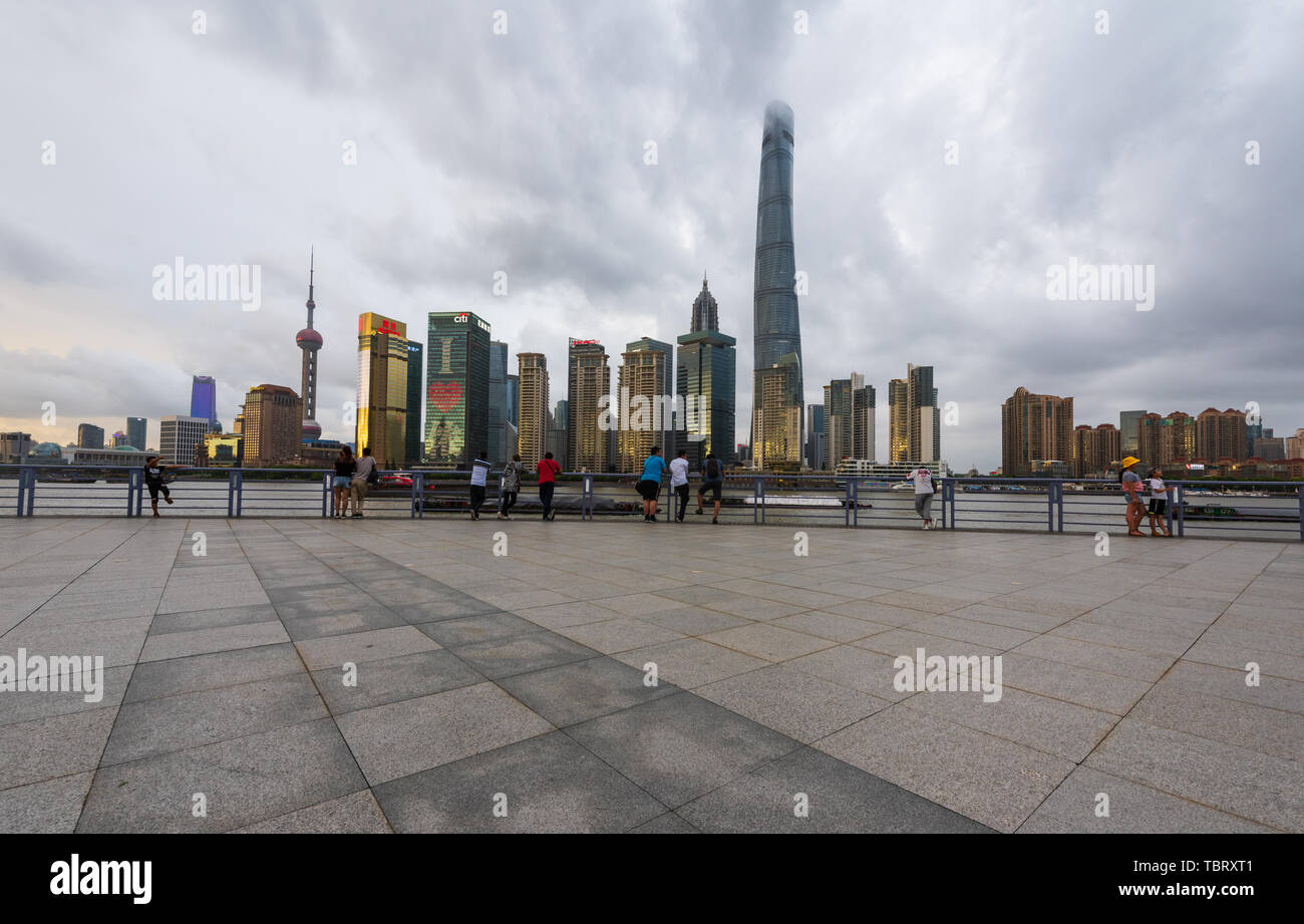 Shanghai Bund & Lujiazui Scenery Stock Photo - Alamy