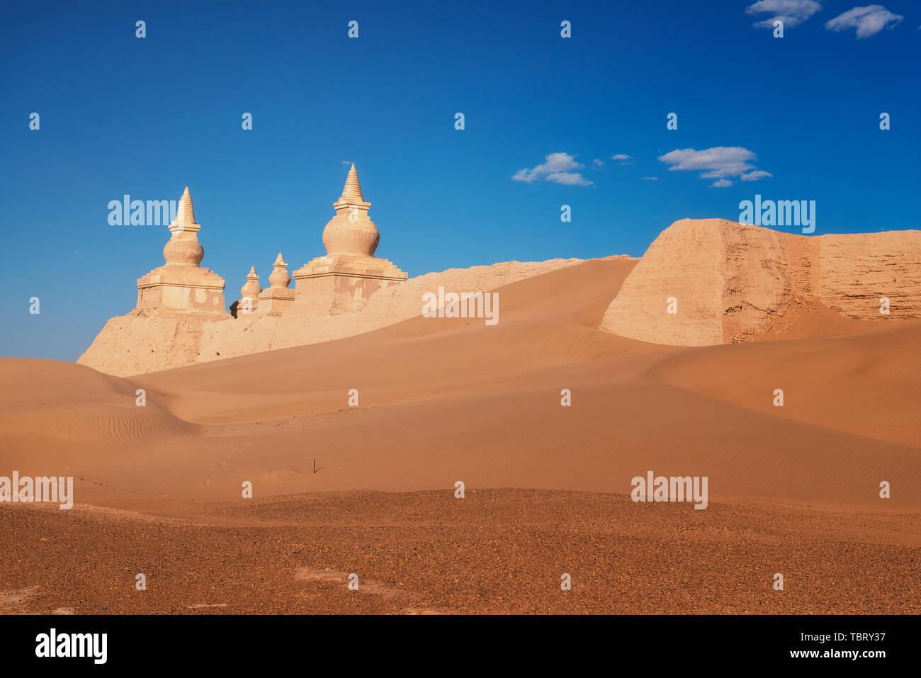 Sky no one touches the desert hi-res stock photography and images - Alamy