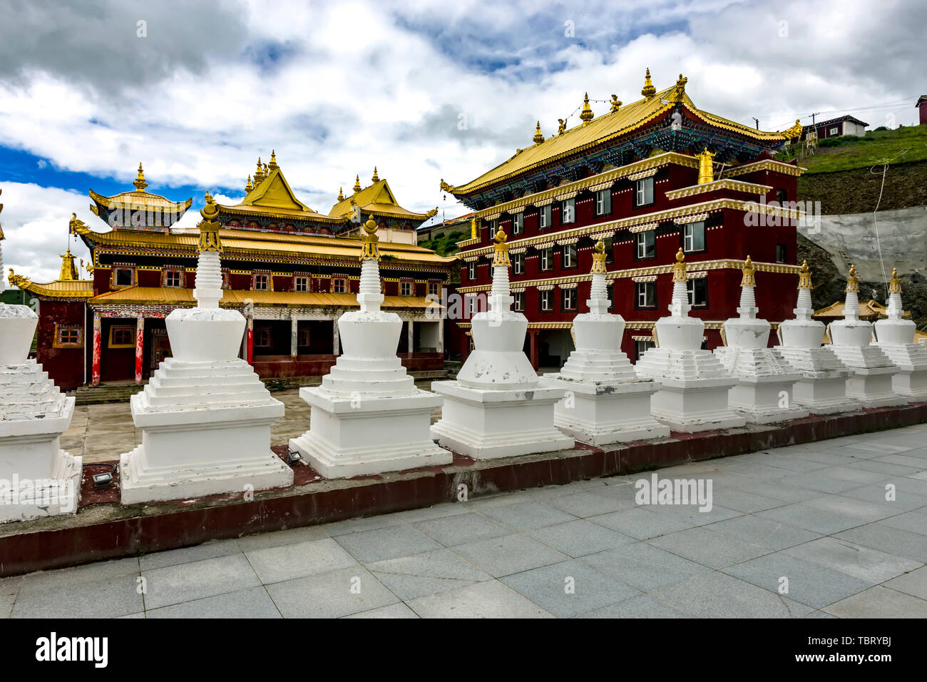 The scenery of Dongga Temple Stock Photo - Alamy
