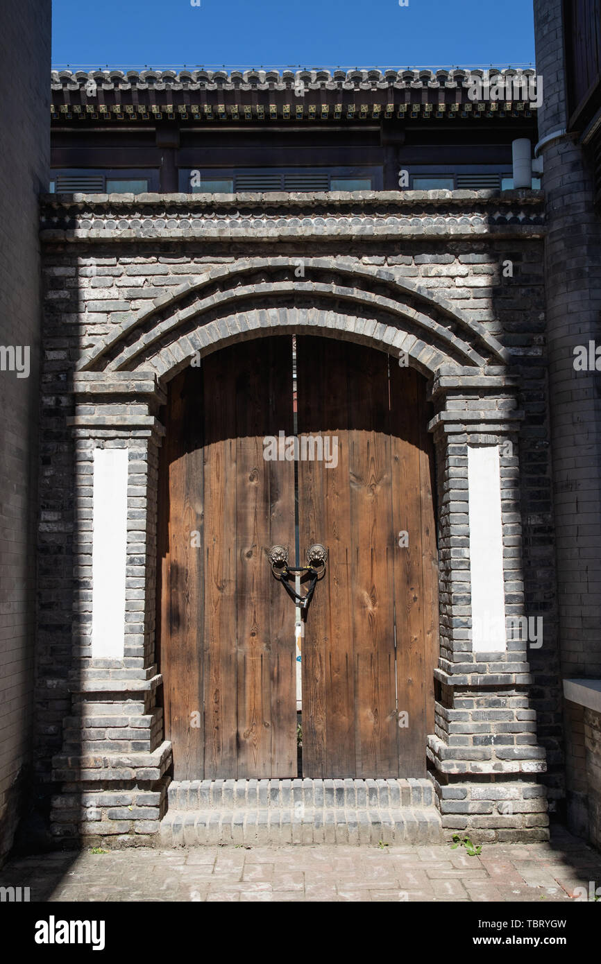 Old wooden doors building parts hi-res stock photography and images - Alamy