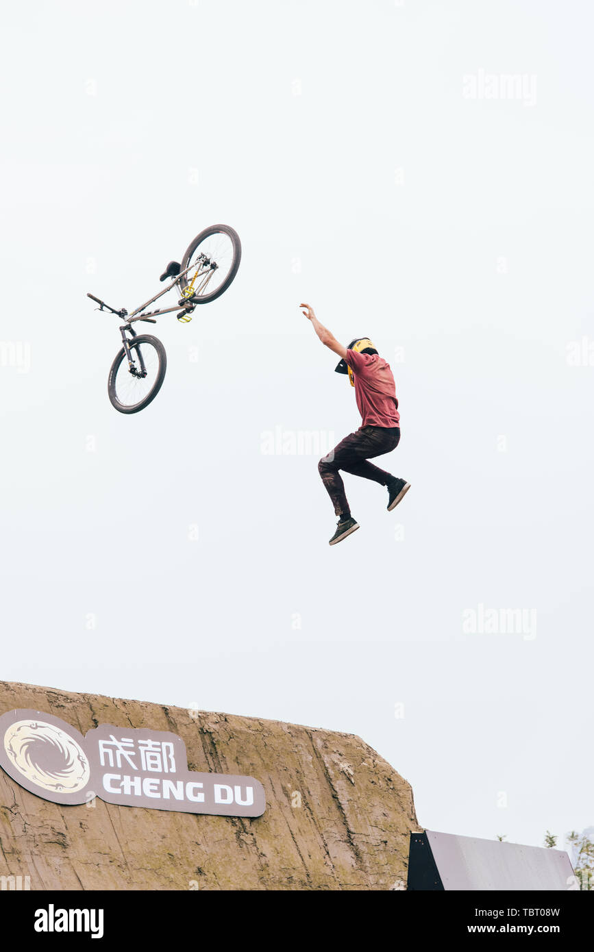 Cycling skills hi-res stock photography and images - Alamy