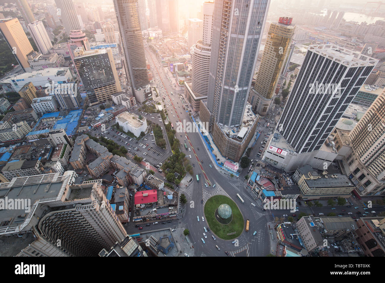 Dalian square hi-res stock photography and images - Alamy