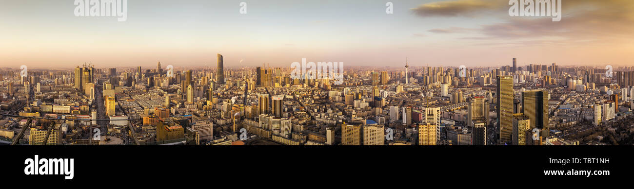 Eye level views hi-res stock photography and images - Alamy