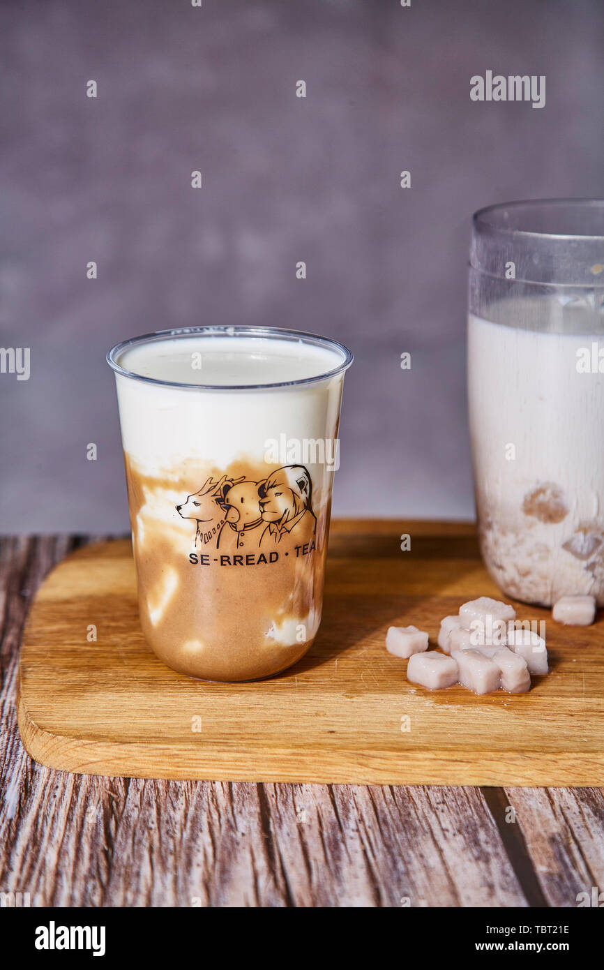 Hong kong style milk tea hi-res stock photography and images - Alamy