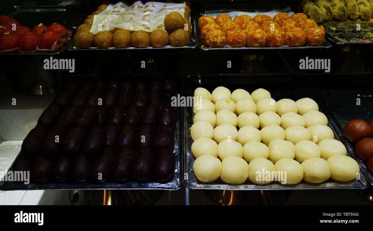 Bengali sweets hi-res stock photography and images - Alamy