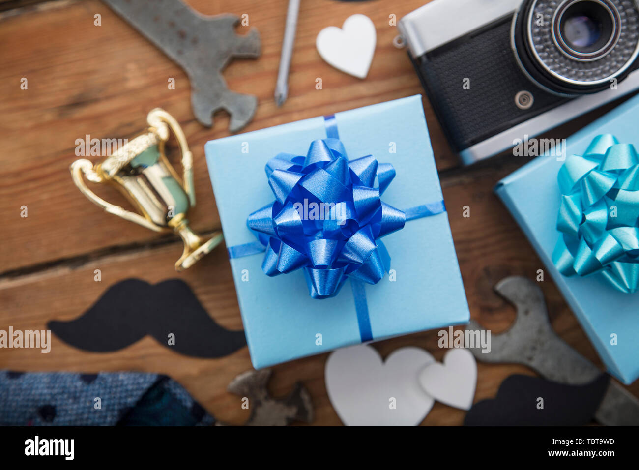 Father's day present background. Gift box and father's day objects lay ...