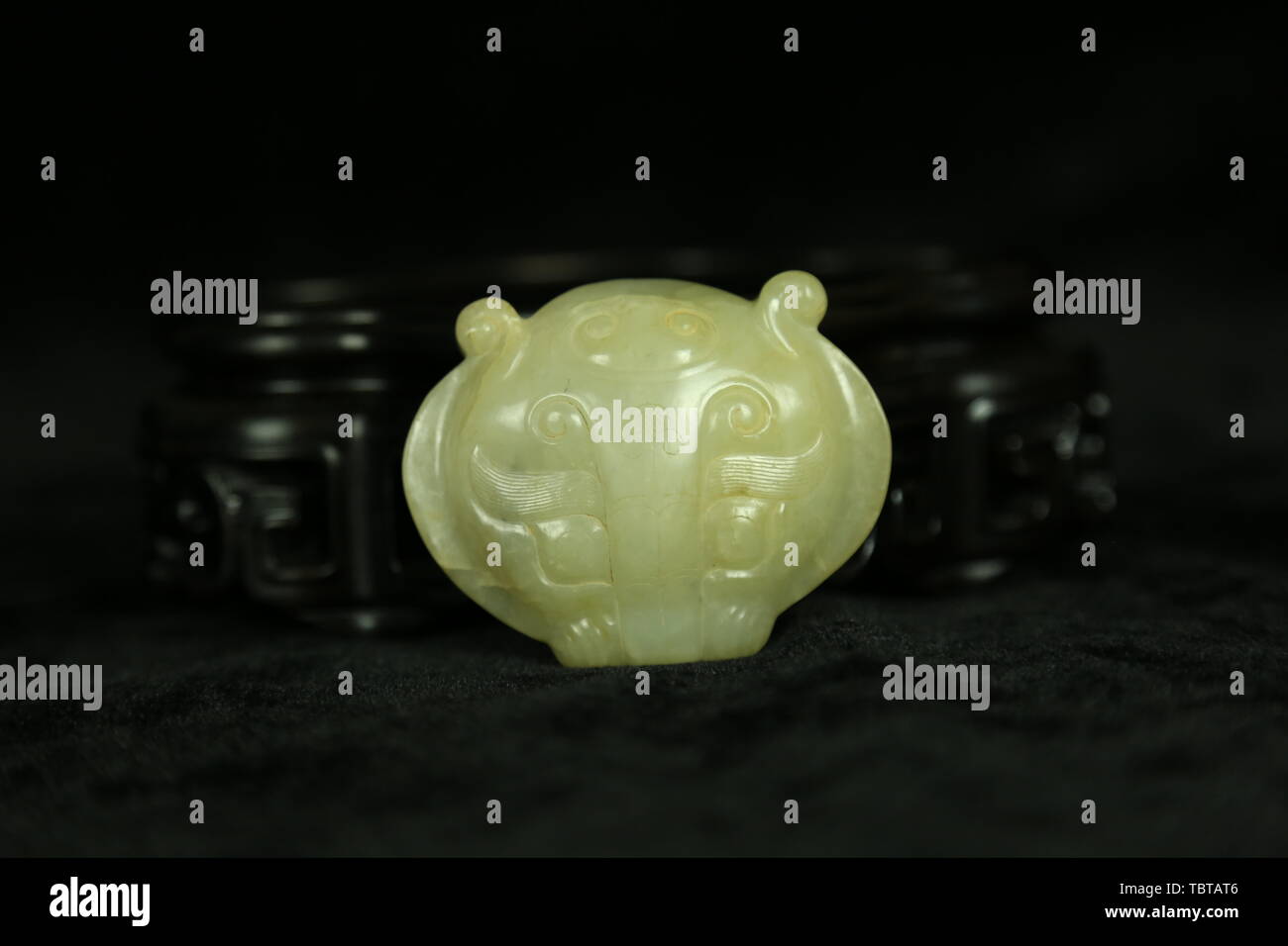 Jade antique jade vase Stock Photo - Alamy