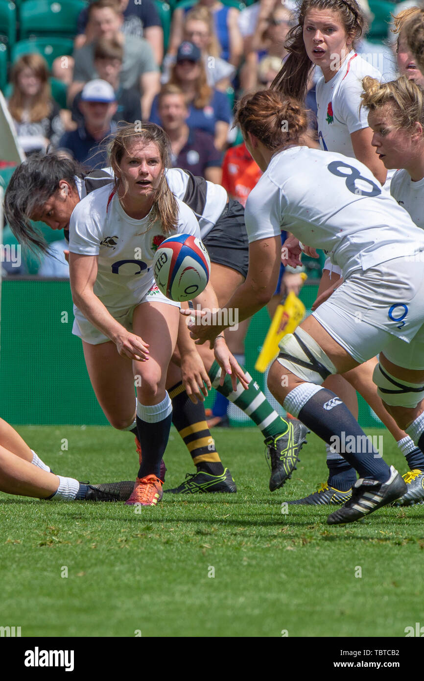 Sarah hunter england rugby hi-res stock photography and images - Alamy