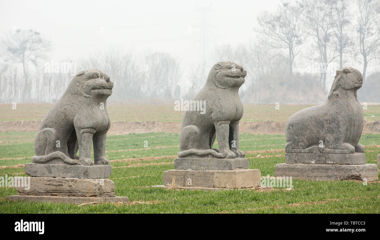 Stone statue of Song Ling Stock Photo - Alamy