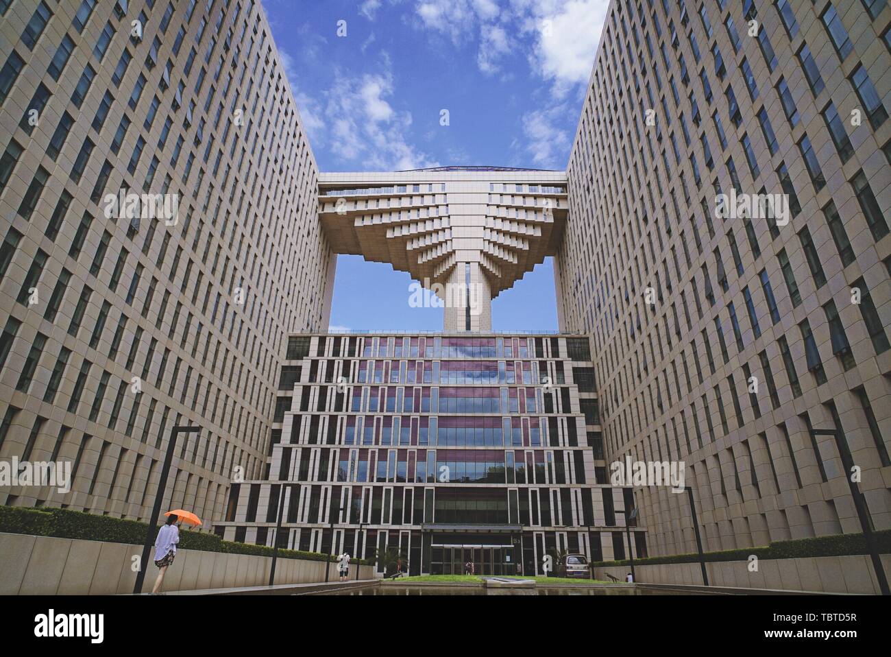 Lindai architecture lines and structure hi-res stock photography and ...