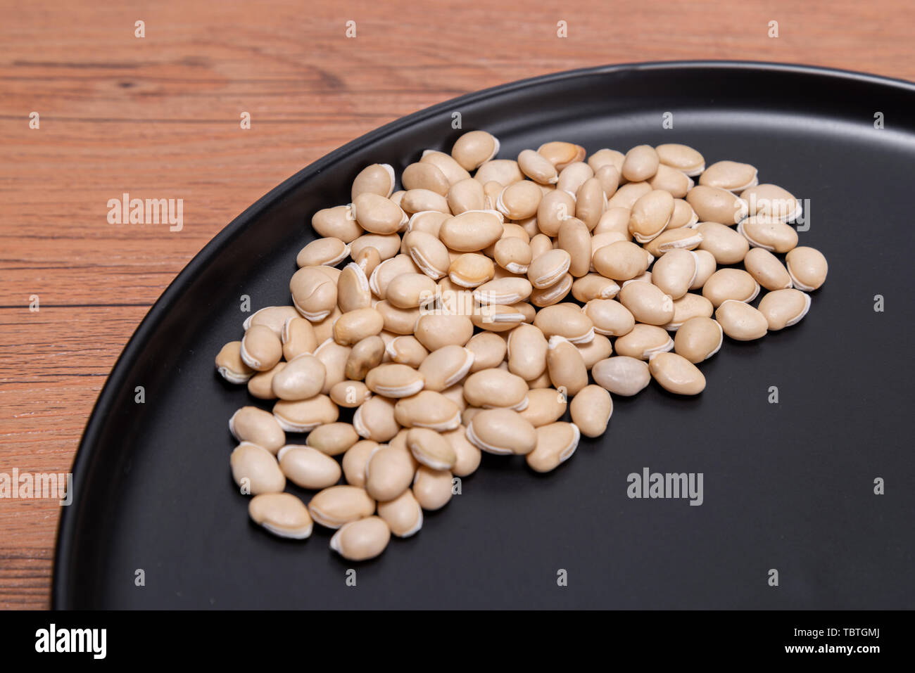 Chinese herbal plants ---White lentils Stock Photo - Alamy