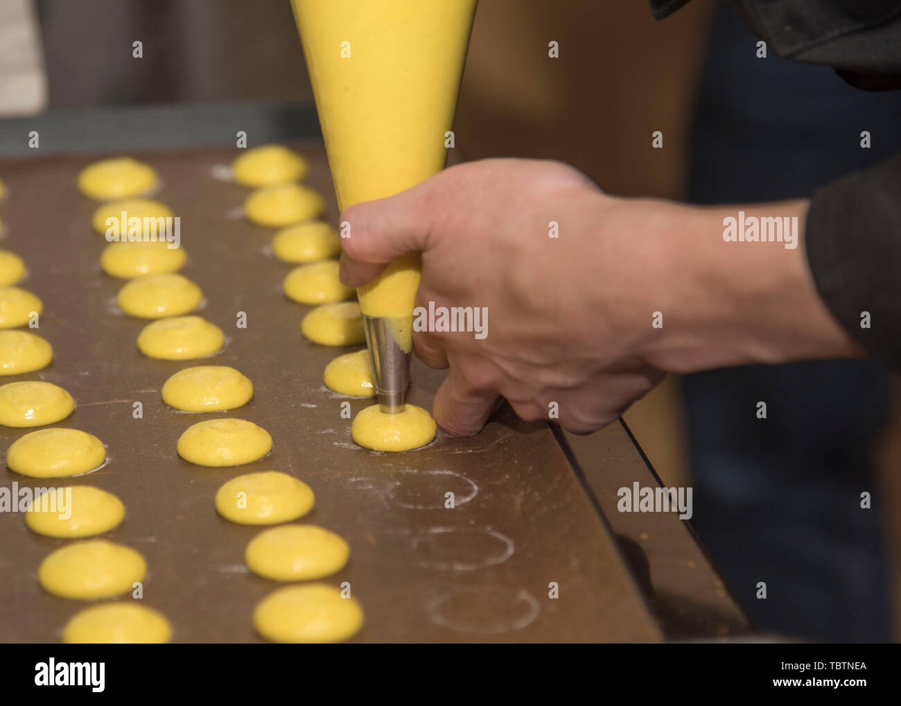 Bake skills hi-res stock photography and images - Alamy