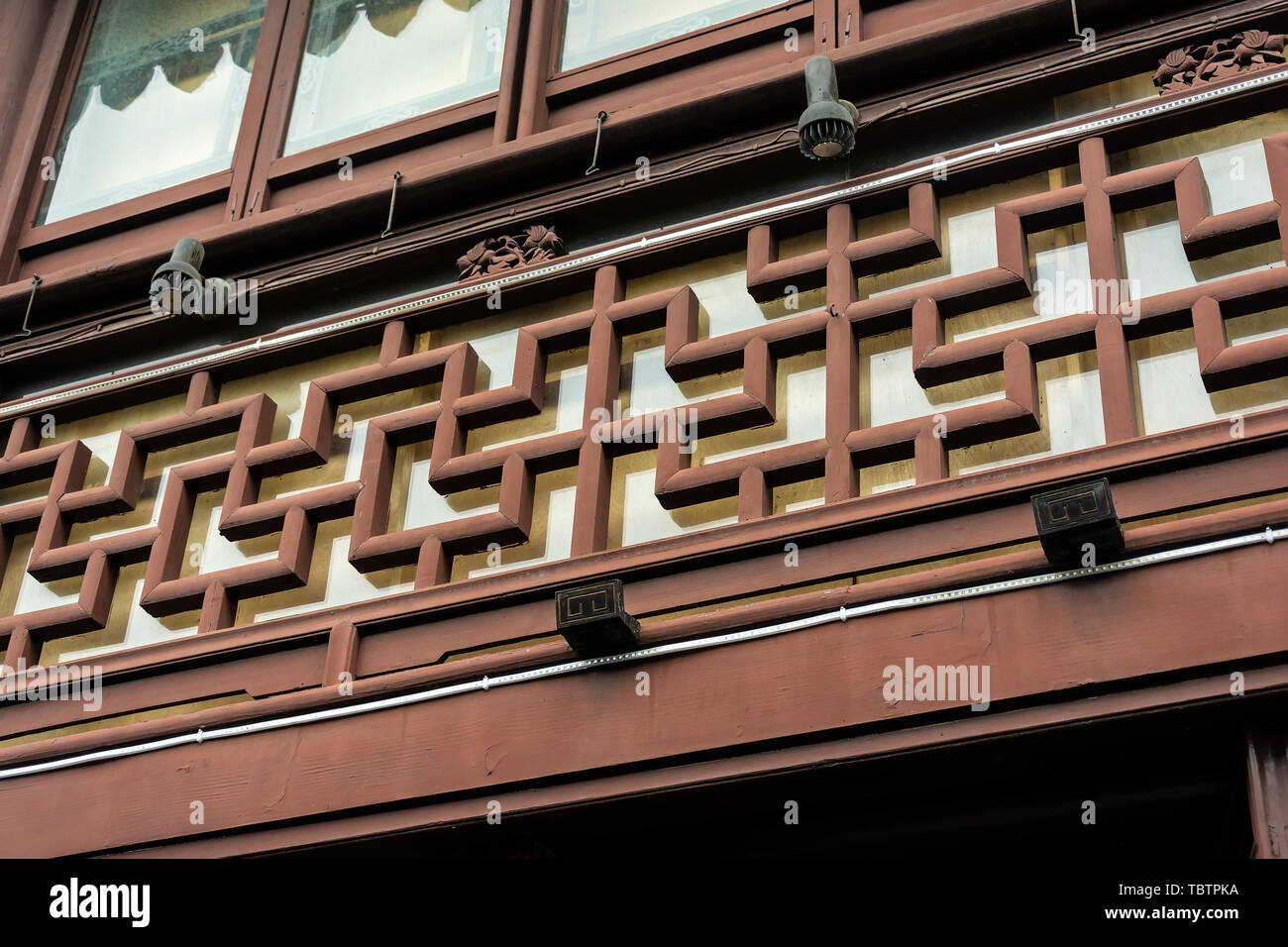 Typical Chinese Woodwork House Facade Art Contruction Stock Photo - Alamy