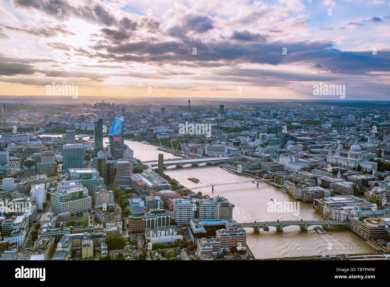 Spectacular close-up of the Thames Stock Photo - Alamy