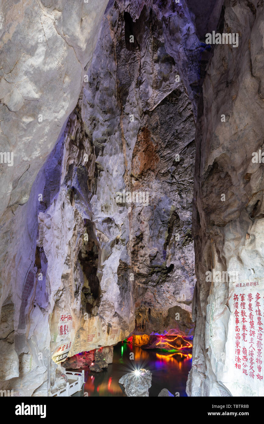 Cave 4a hi-res stock photography and images - Alamy