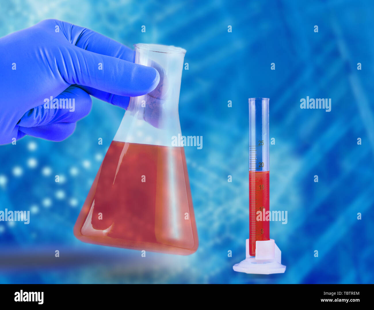 Laboratory glassware flasks beaker isolated hi-res stock photography ...