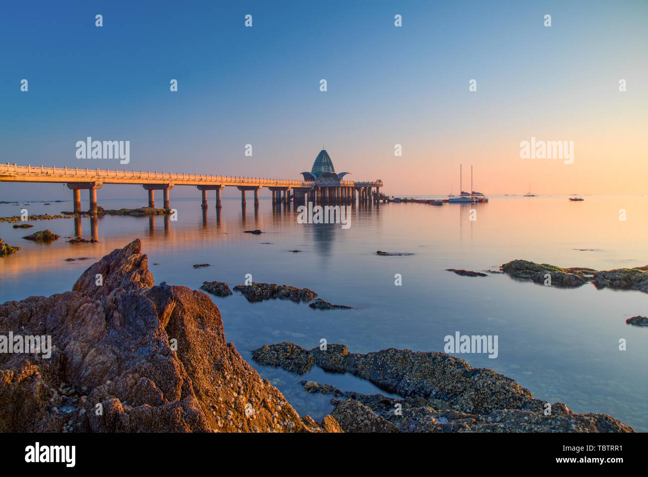 Trestle bay hi-res stock photography and images - Alamy