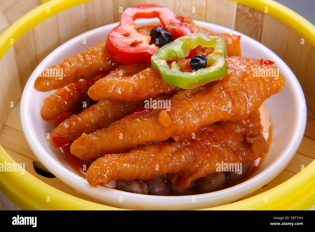Soy sauce phoenix claws hi-res stock photography and images - Alamy