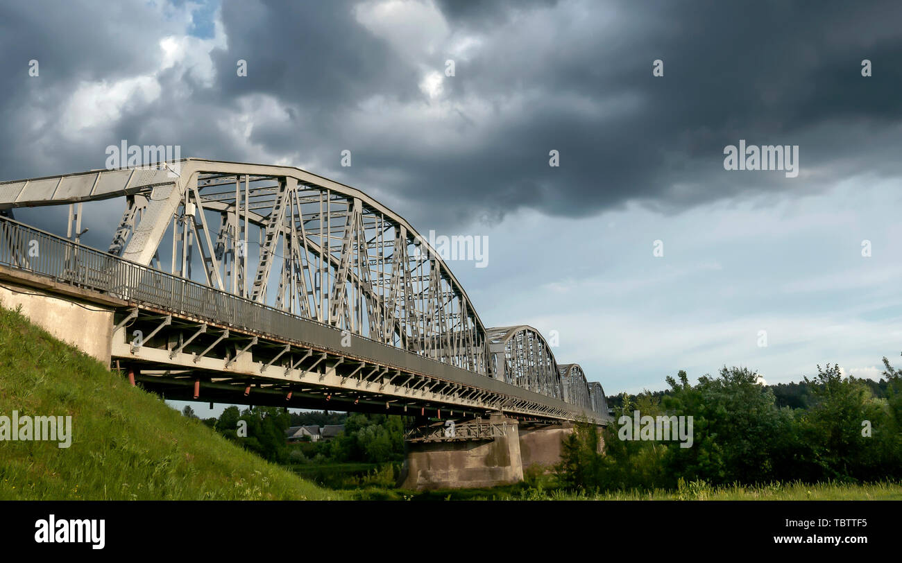 Railroad over car bridge hi-res stock photography and images - Alamy