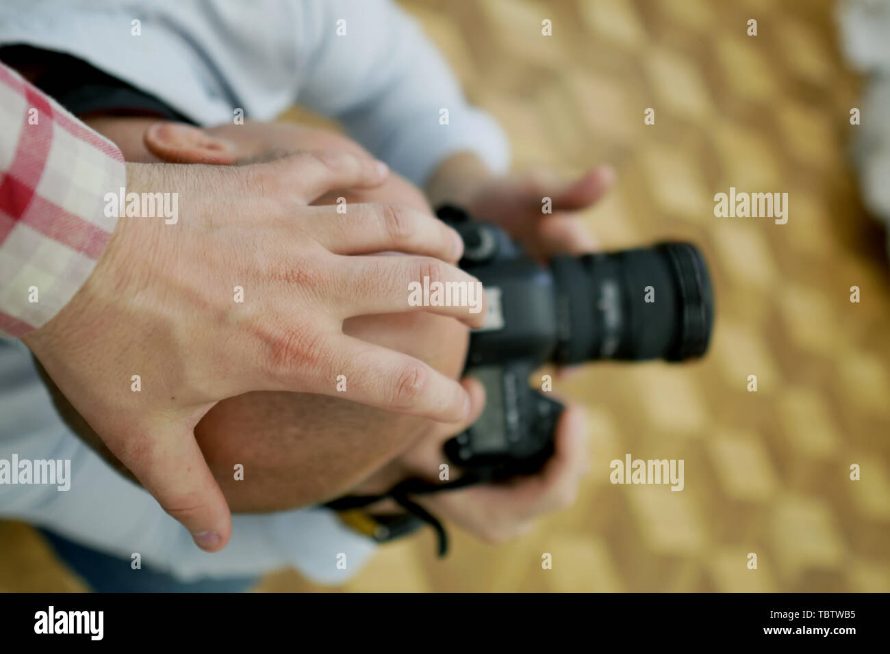 Hand licence hi-res stock photography and images - Alamy