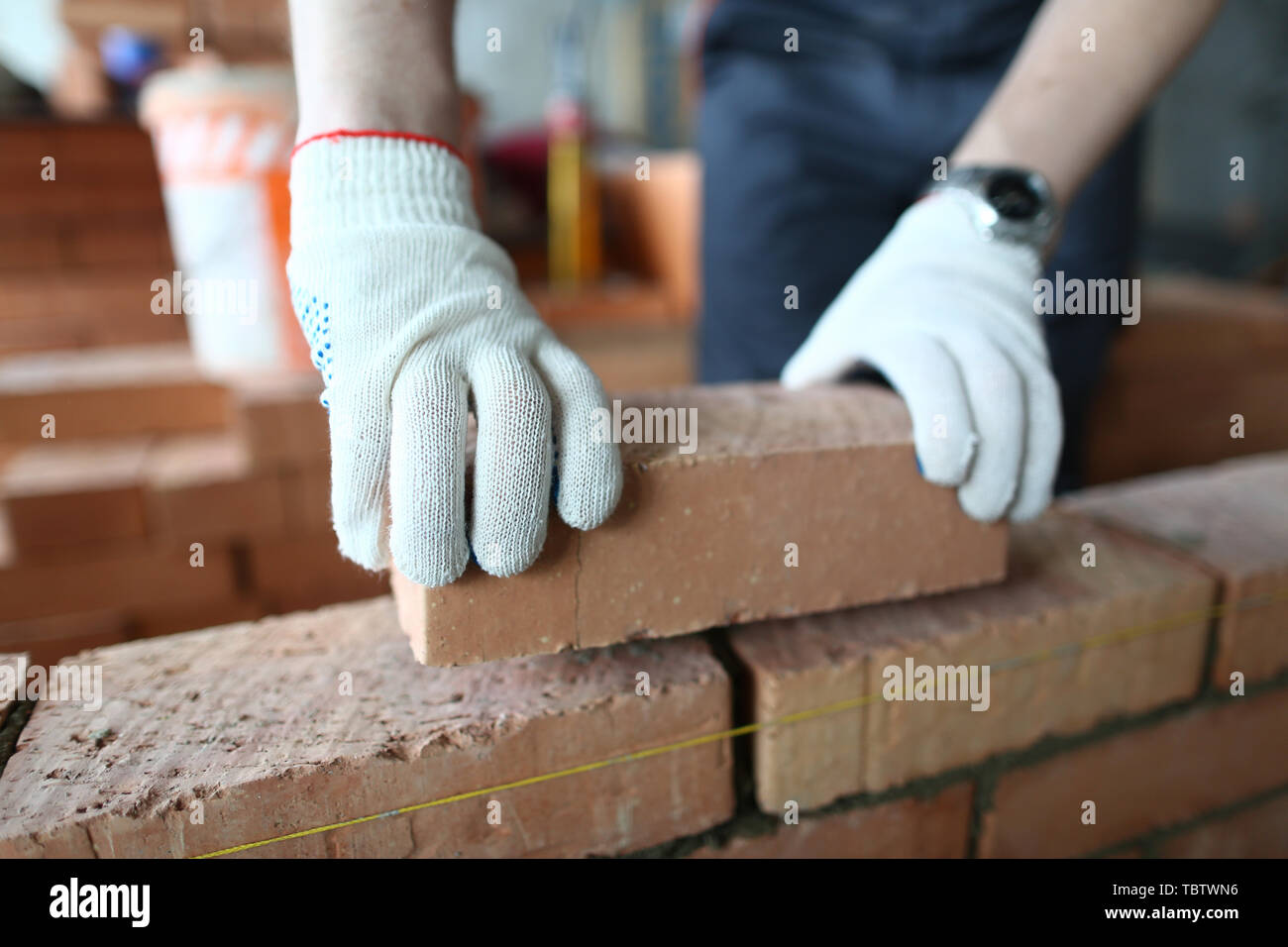 Work injuries hi-res stock photography and images - Alamy