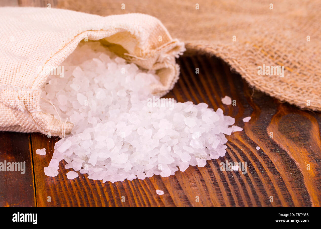 Loose mineral salt hi-res stock photography and images - Alamy