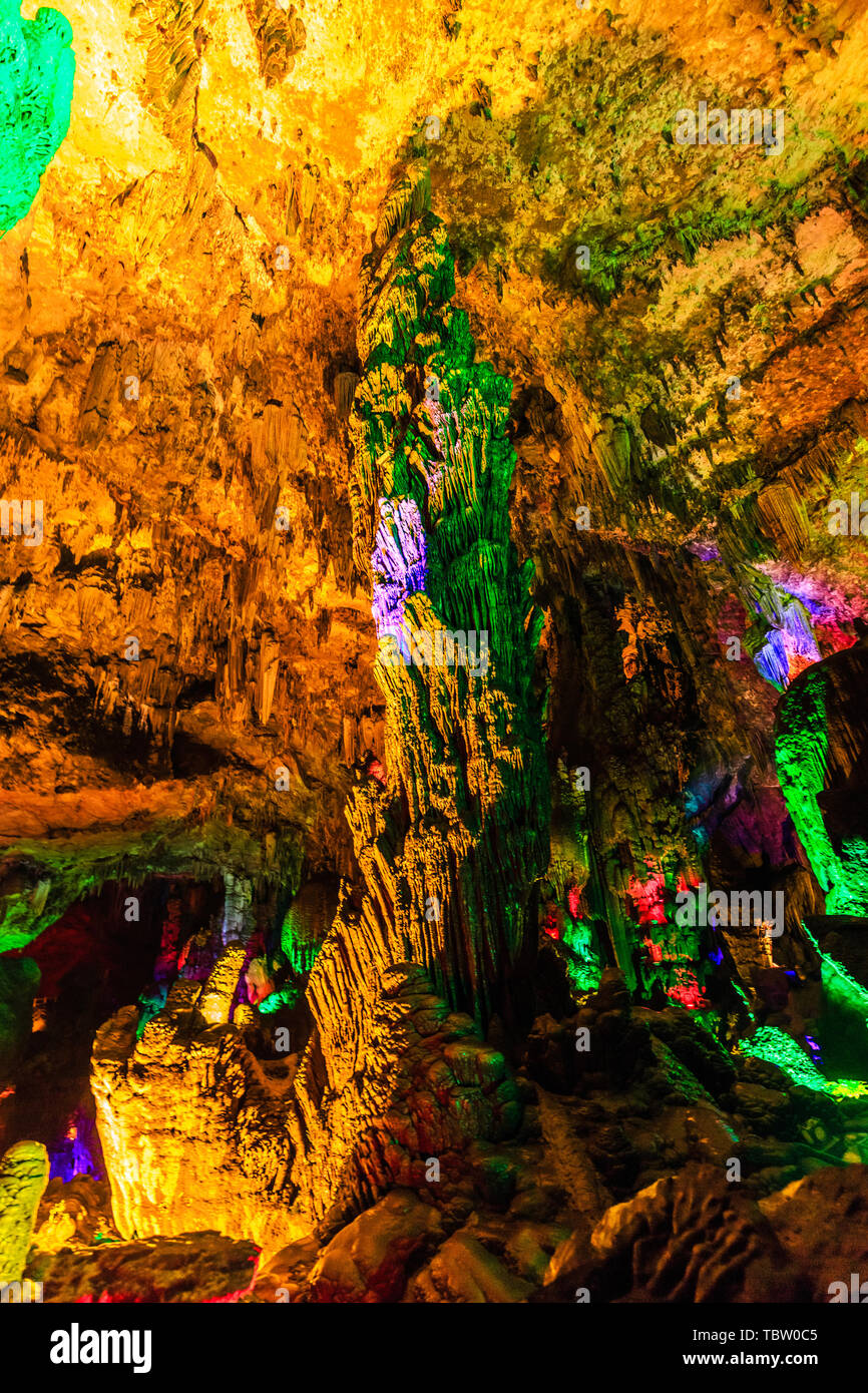 Karst landscape guizhou hi-res stock photography and images - Alamy