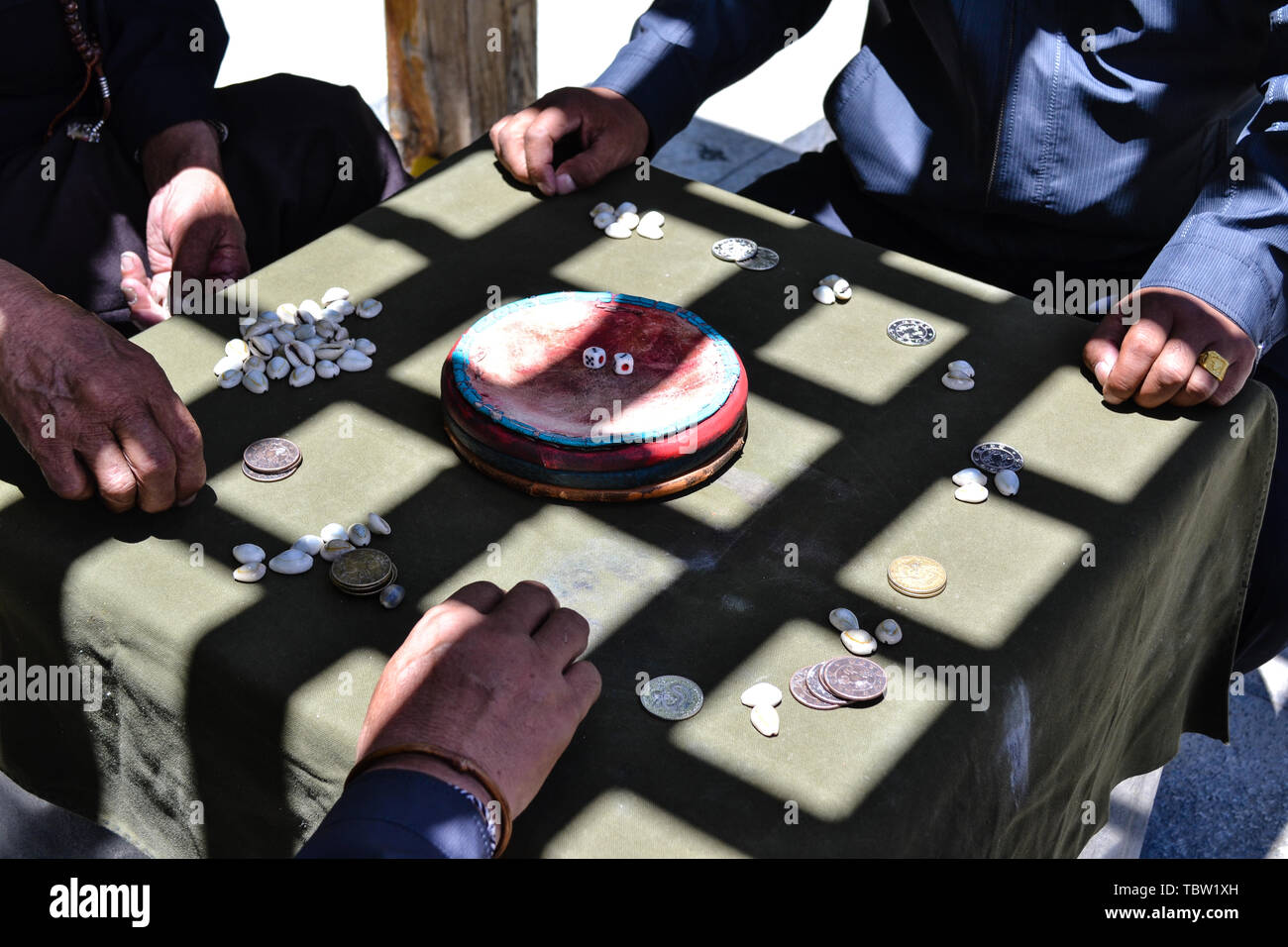 Tibetan color game Stock Photo - Alamy