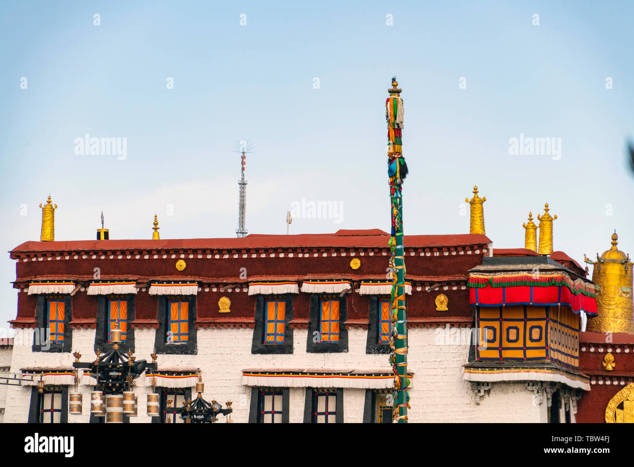 Jokhang temple architecture Stock Photo - Alamy