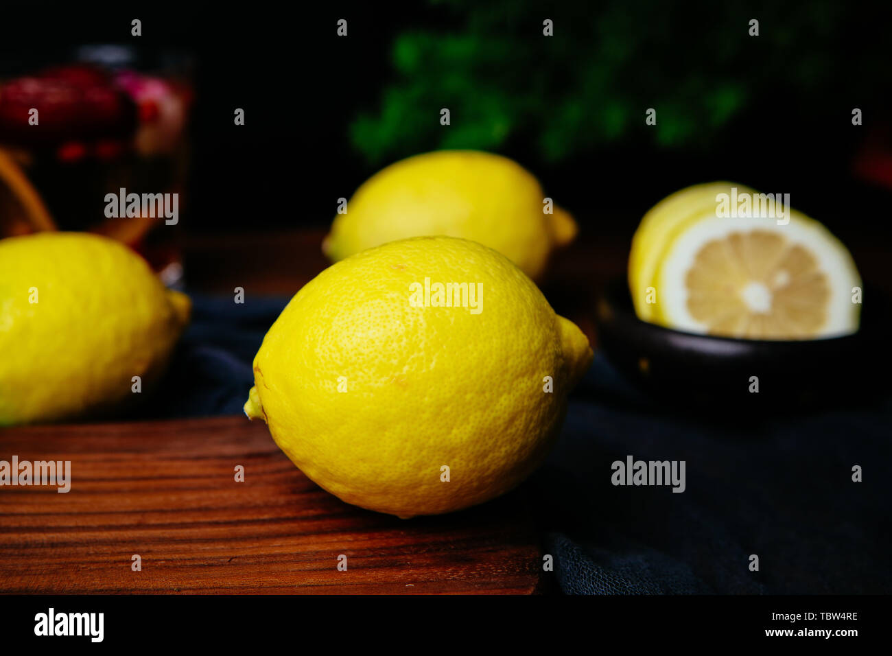 Fresh fruit, yellow lemon Stock Photo - Alamy