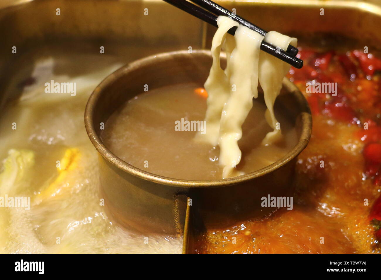 Hot pot, rinse meat Stock Photo - Alamy