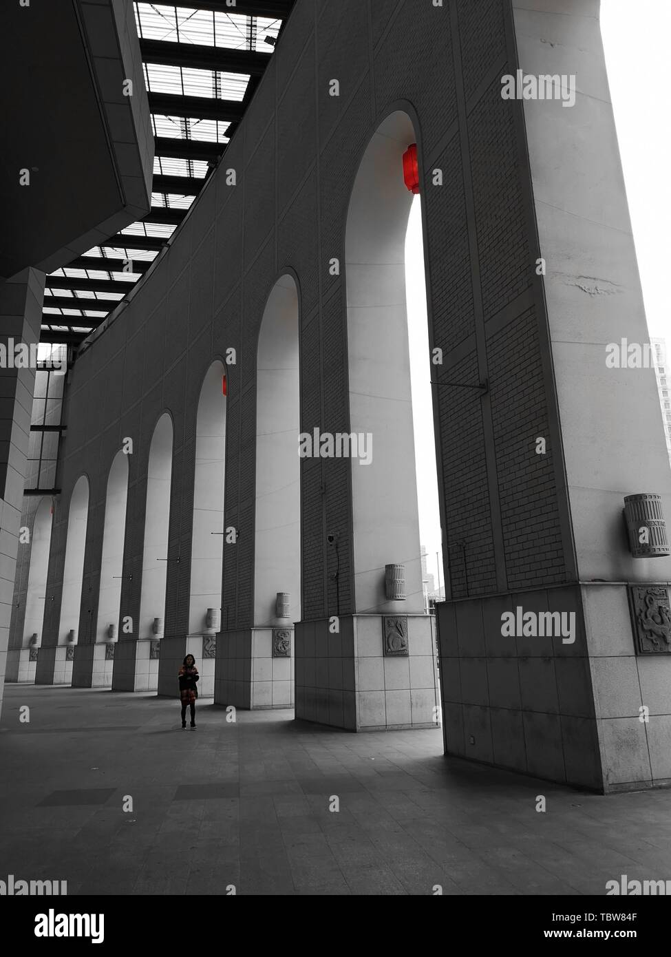 High rise building churches hi-res stock photography and images - Alamy