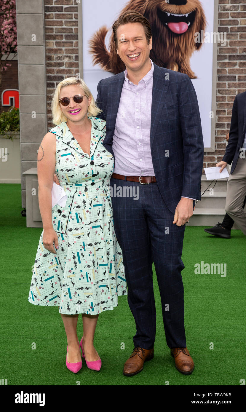 Los Angeles, CA - June 02, 2019: Valerie Chaney and Pete Holmes attend ...