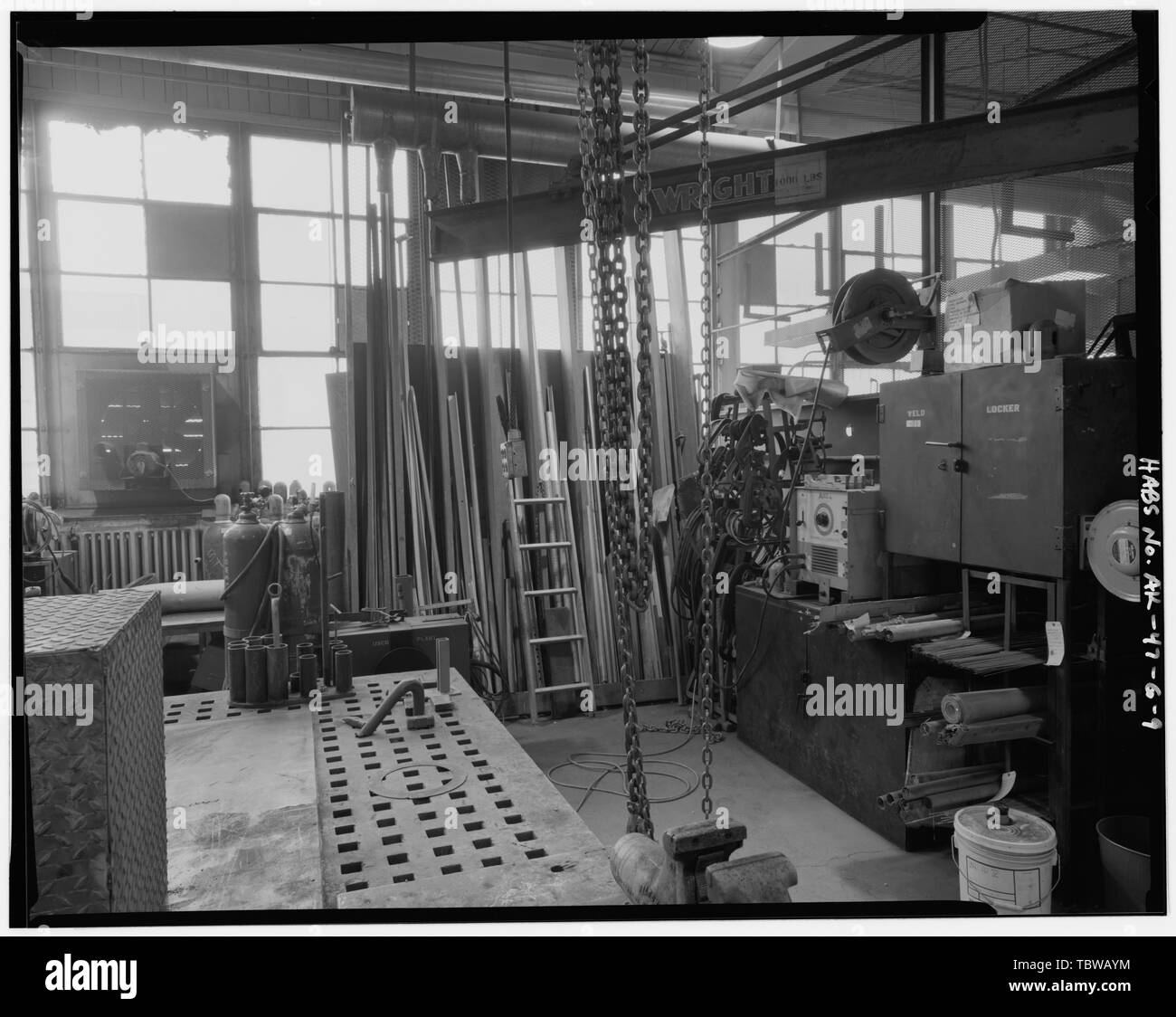 MACHINE SHOP INTERIOR VIEW LOOKING SOUTH Kodiak Naval Operating Base ...
