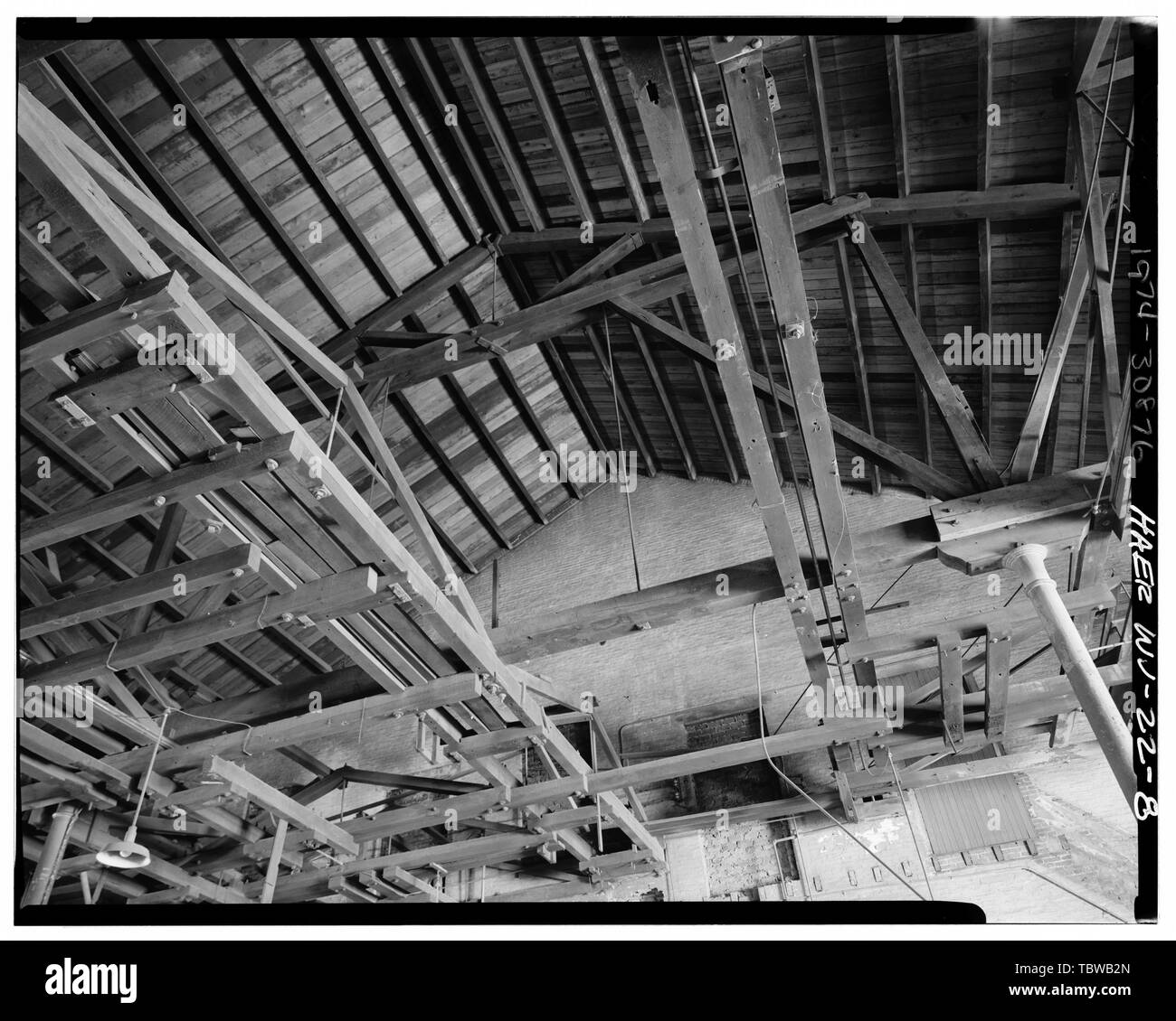 Column truss hi-res stock photography and images - Alamy