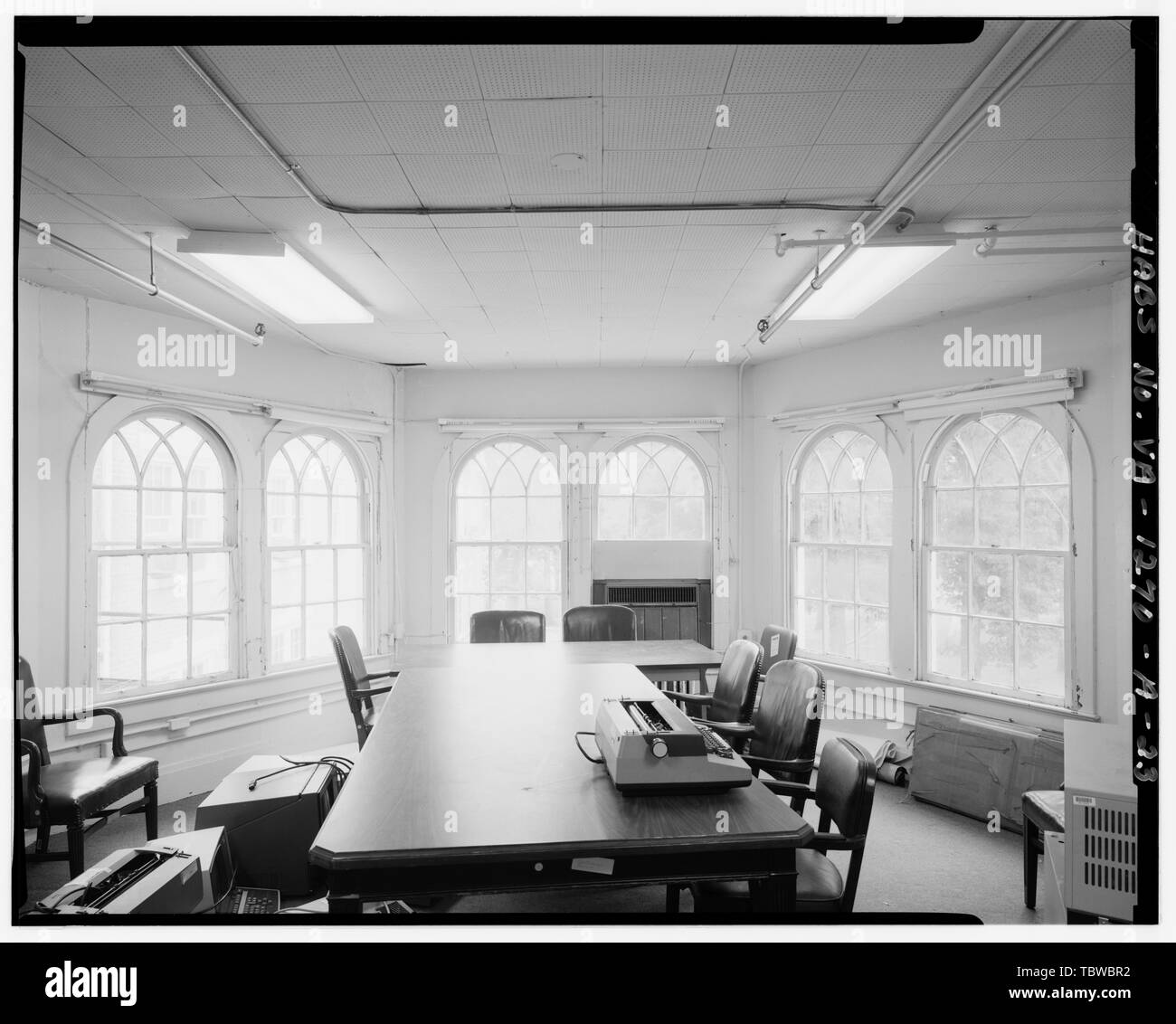 MAIN BUILDING. INTERIOR VIEW TO SOUTH OF SECOND FLOOR ROOM IN ...