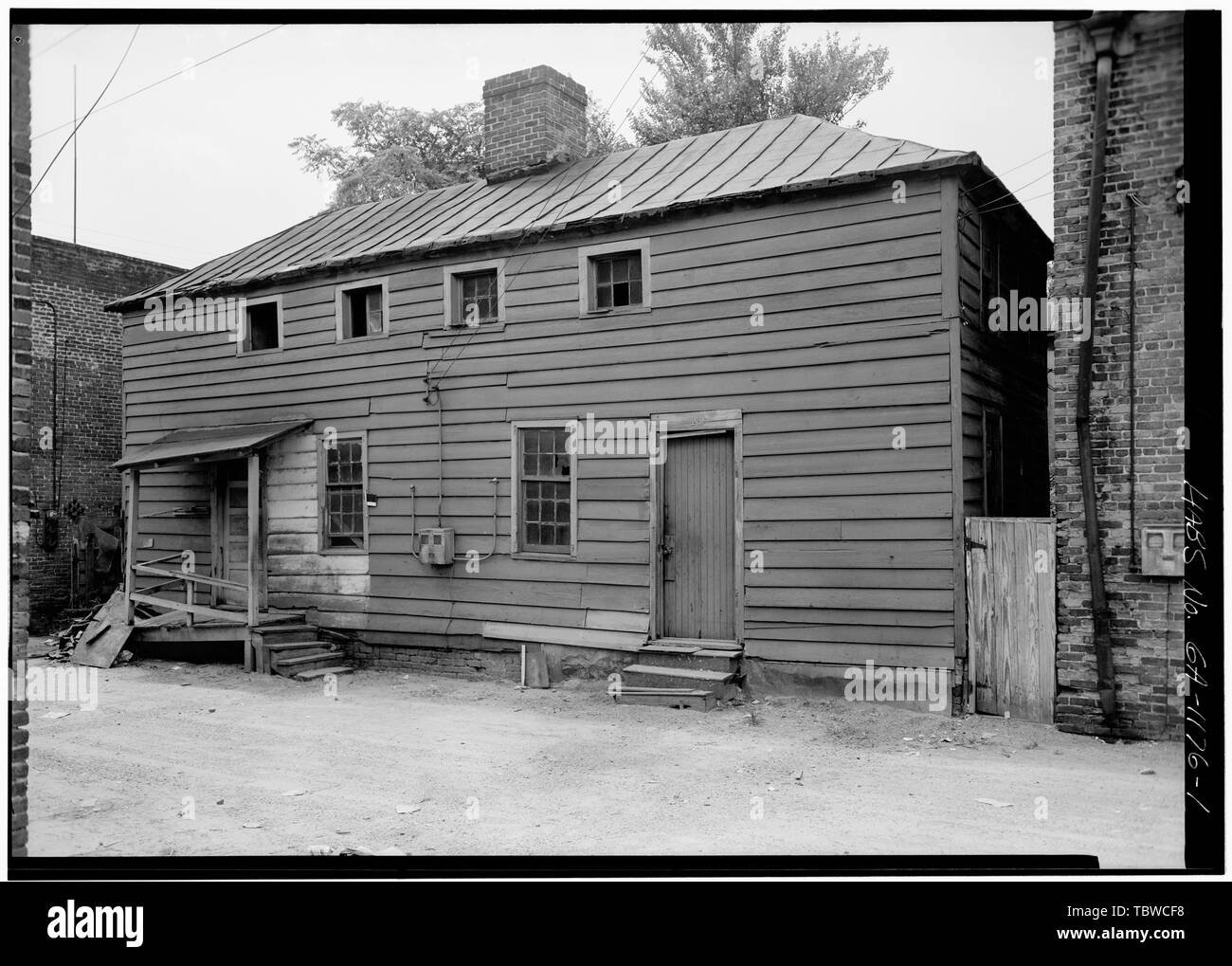 MAIN ELEVATION,PRIOR TO RESTORATION Timothy Bonticou Double House ...