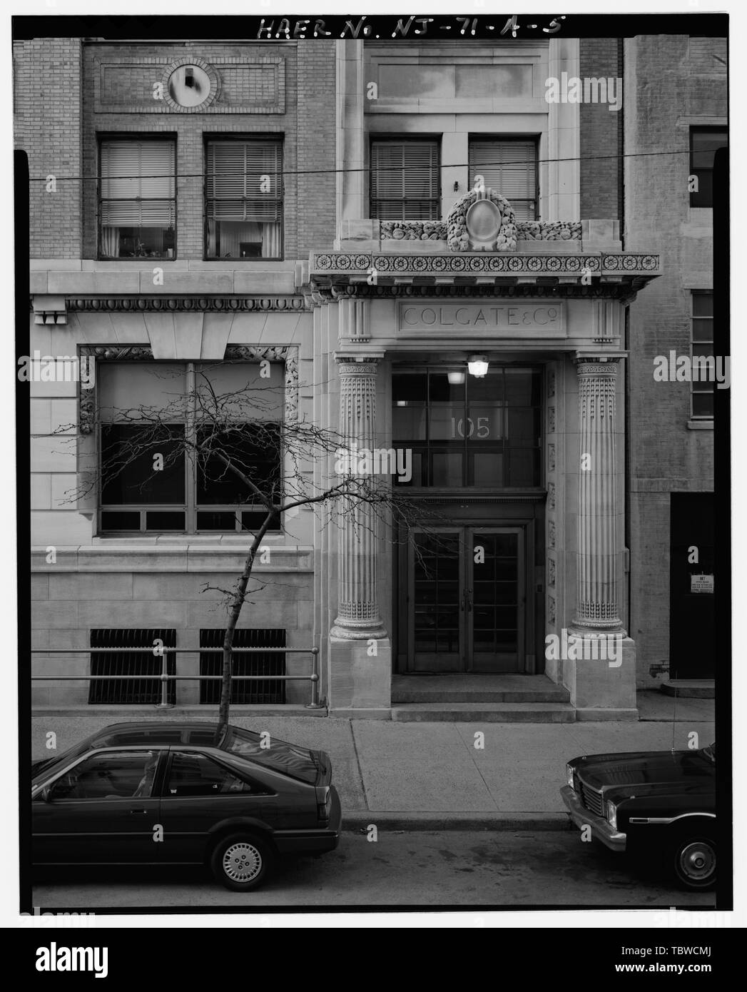 105 main street hi-res stock photography and images - Alamy