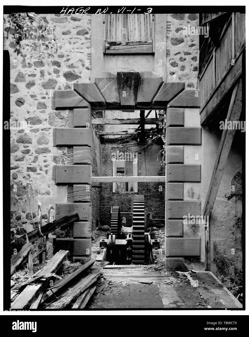 MAIN ENTRANCE TO REAR ROOM (REDUCTION GEARS) Creque Marine Railway ...